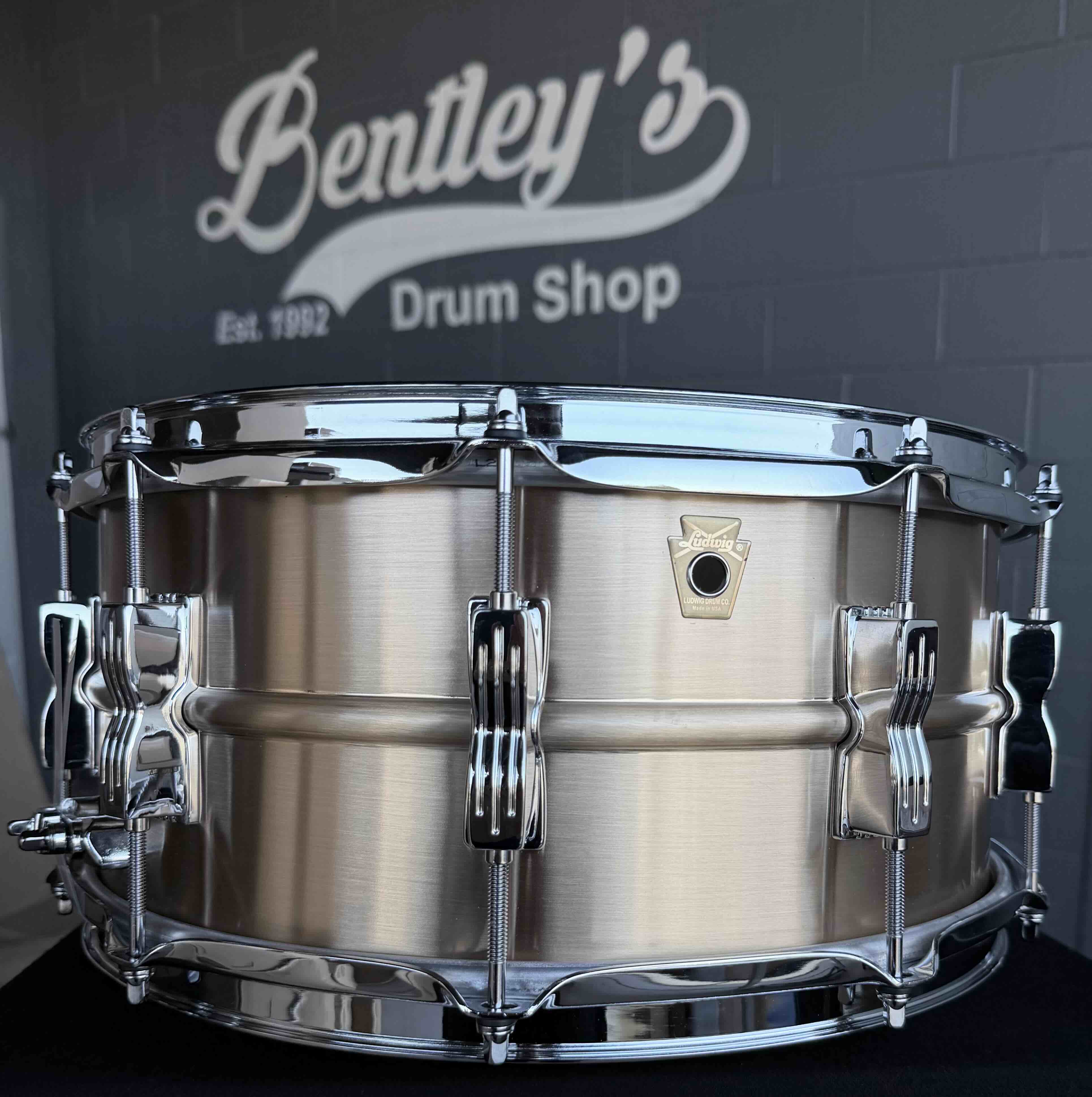 Ludwig Acro-Bronze 6.5x14 Snare Drum with P86 Millennium Strainer (Dis ...